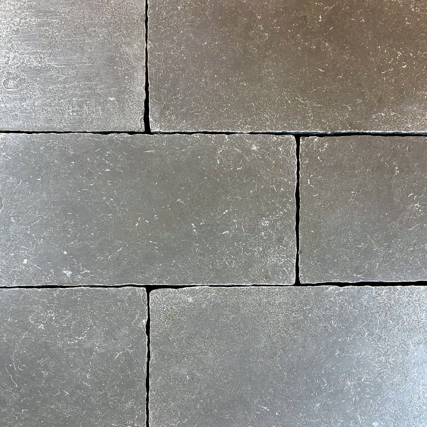 12x24 Volcanic Blue Velvet Antiqued Limestone – Leigh Vaeth | Tile + Stone
